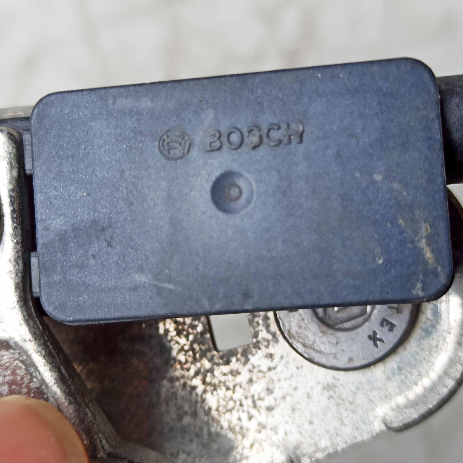 Range Rover Evoque EV 2018-2024 Negative Battery Connection Clamp Sensor