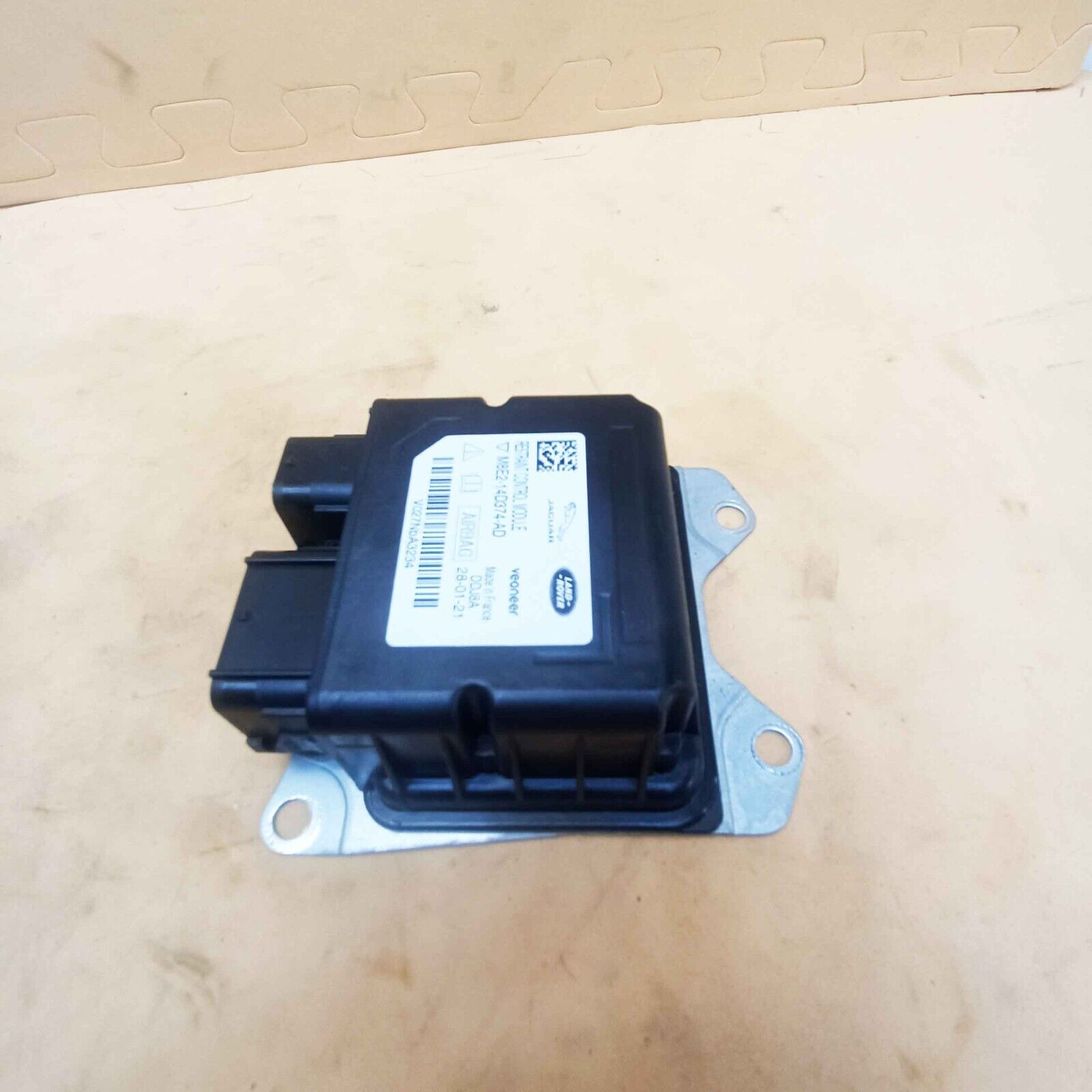 Restraint Control Module Land Rover Defender 90 L663 2019 2023