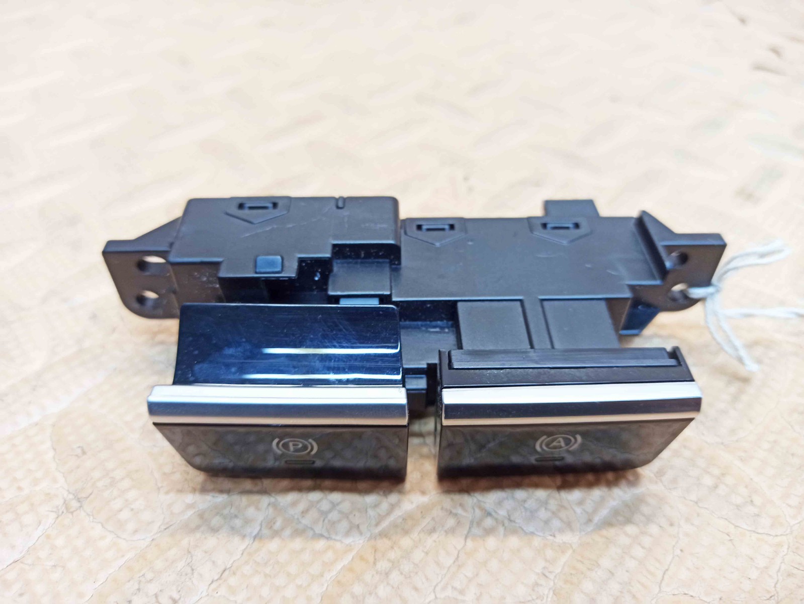 MG 5 MG5 SE 2024-2025 Rear Left Inner Side Tail Light Lamp - Image 3