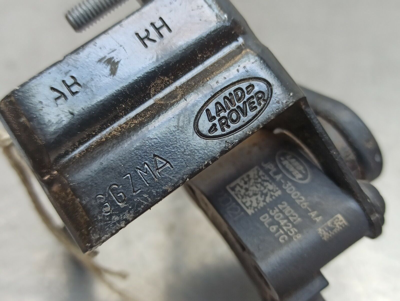 Land Rover Defender L663 2019 Suspension Level Sensor JPLA-3D026-AA