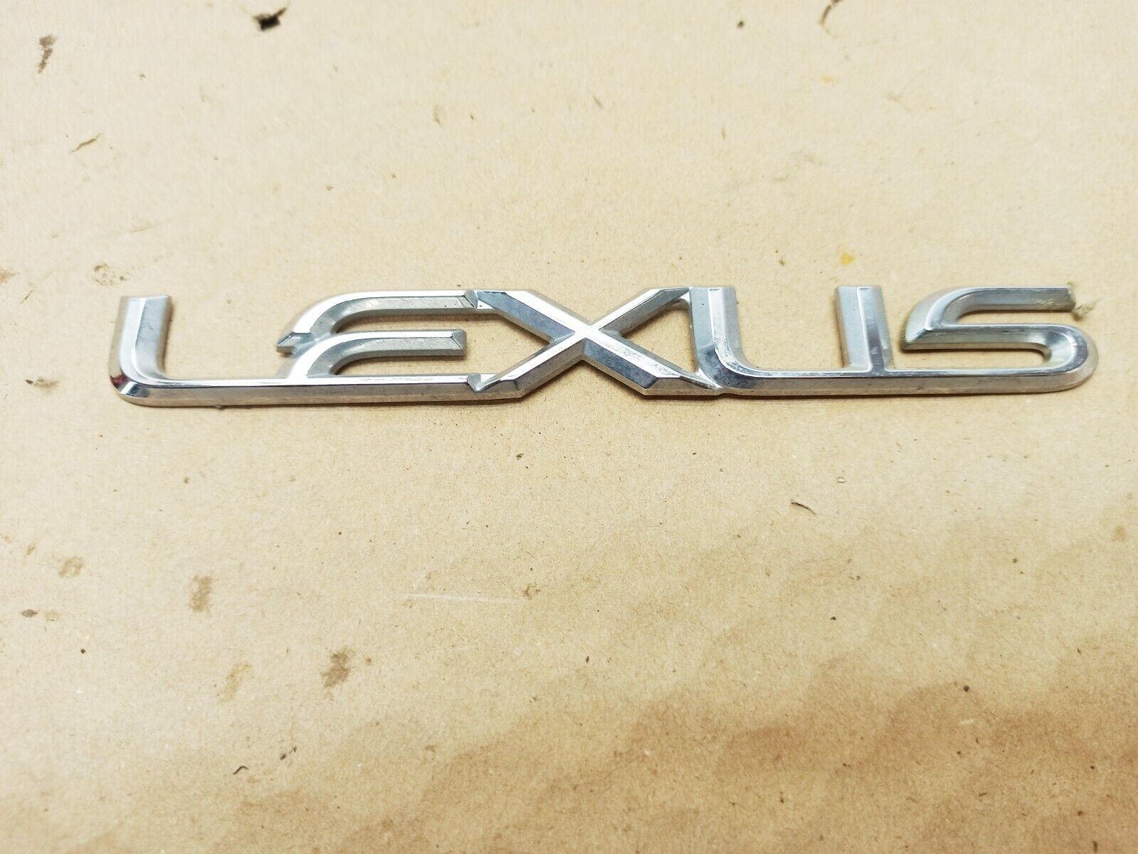 Lexus IS300H MK3 2016-2020 Boot Badge Rear Letter - Image 3