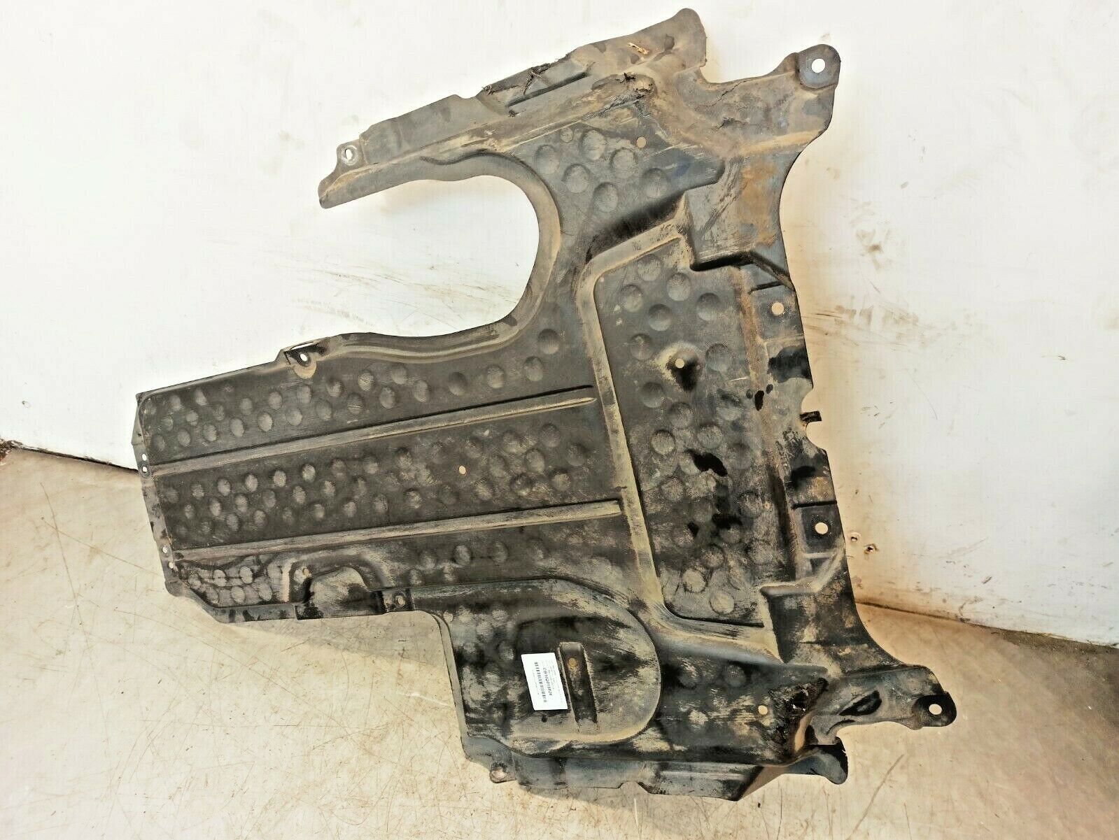 Mercedes Benz W205 C350 14-19 2.0 Petrol Hybrid Engine Under Tray