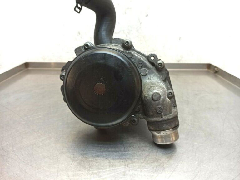 Mercedes Benz A200 W176 2.1 AMG 13-18 Diesel Water Pump A6512000501
