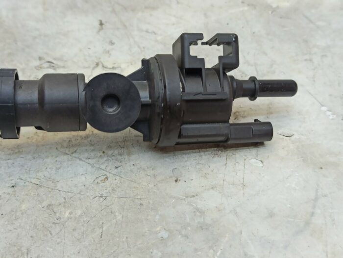 Mini John Work 2015-2020 2.0 Petrol Tank Breather Valve 7621174-04