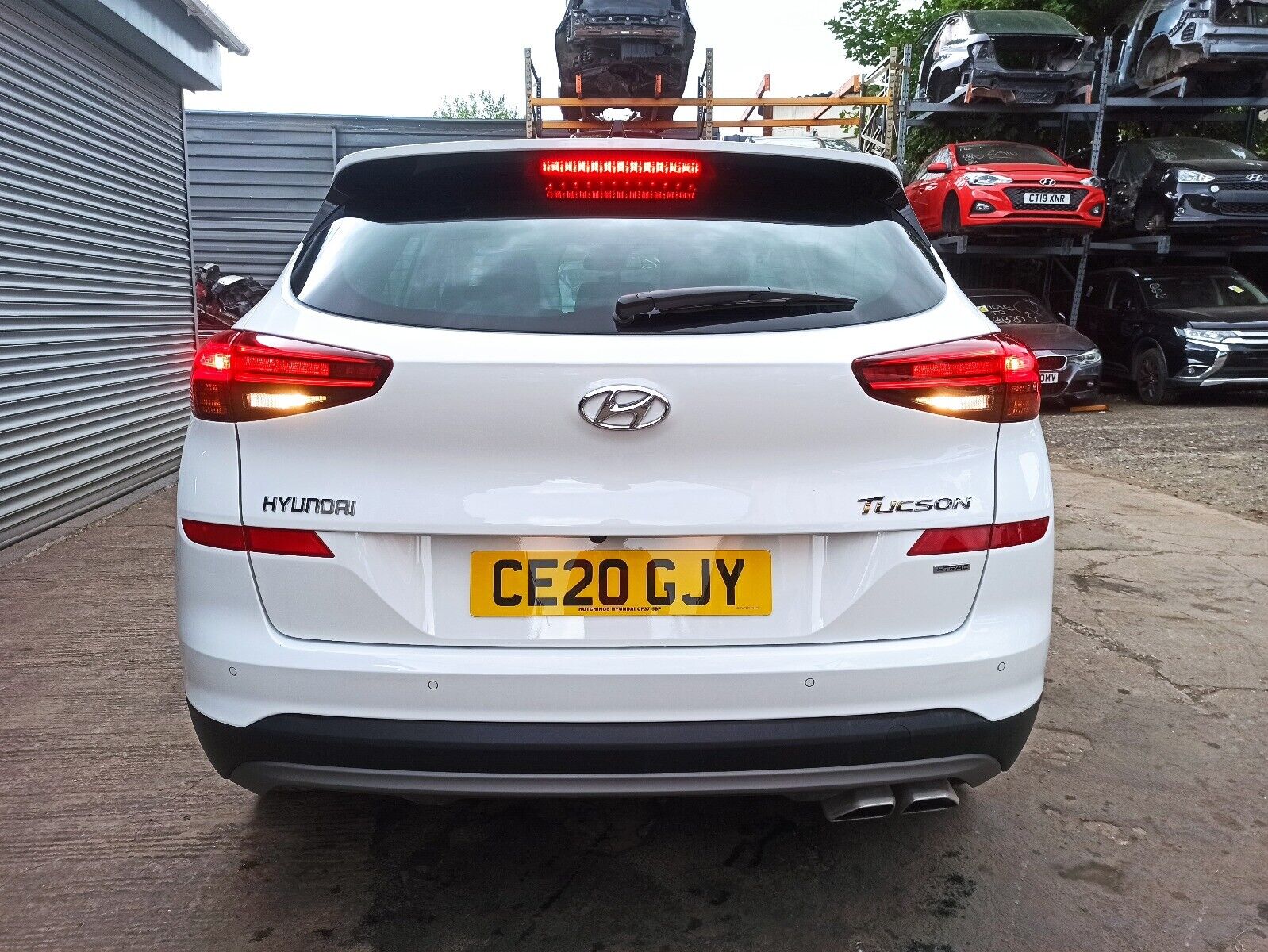 1 Wheel Nut 2020 Hyundai Tucson 2.0 Diesel Hybrid Auto White PYW Breaking