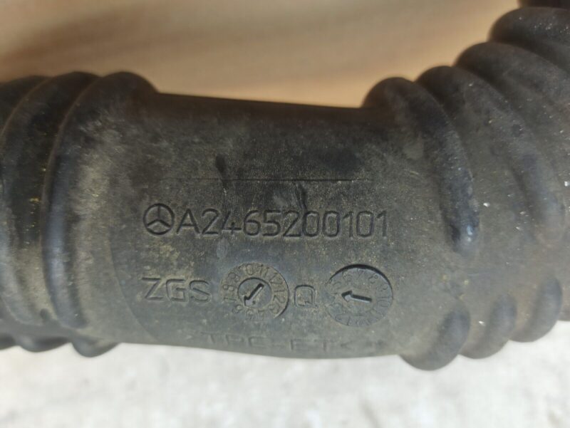 MERCEDES BENZ CLA Class 2013-2019 Intercooler Pipe Hose 2465200101