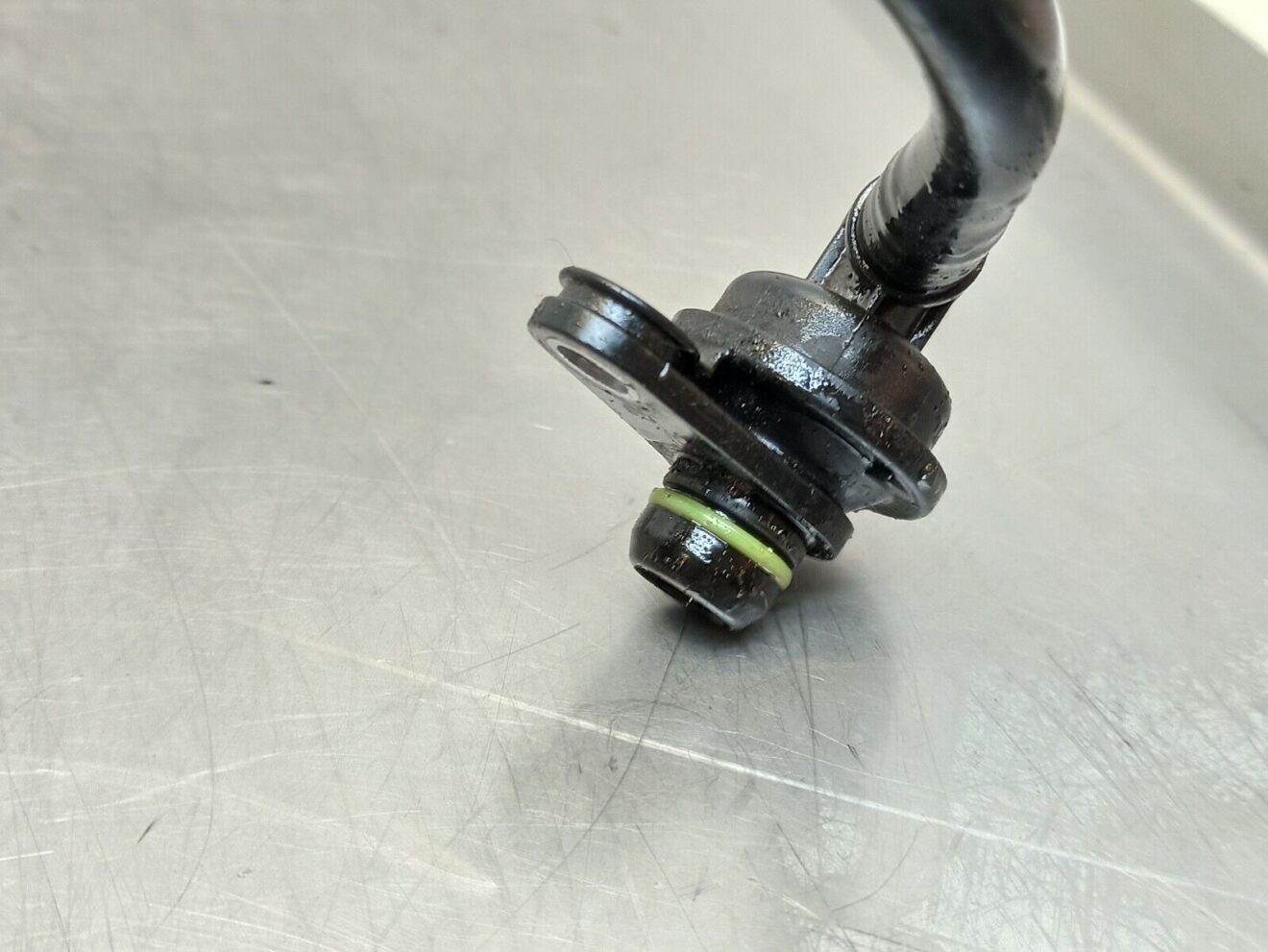 Mercedes Benz W205 C350 14-19 2.0 Hybrid Petrol Air Intake Pipe A2740900929