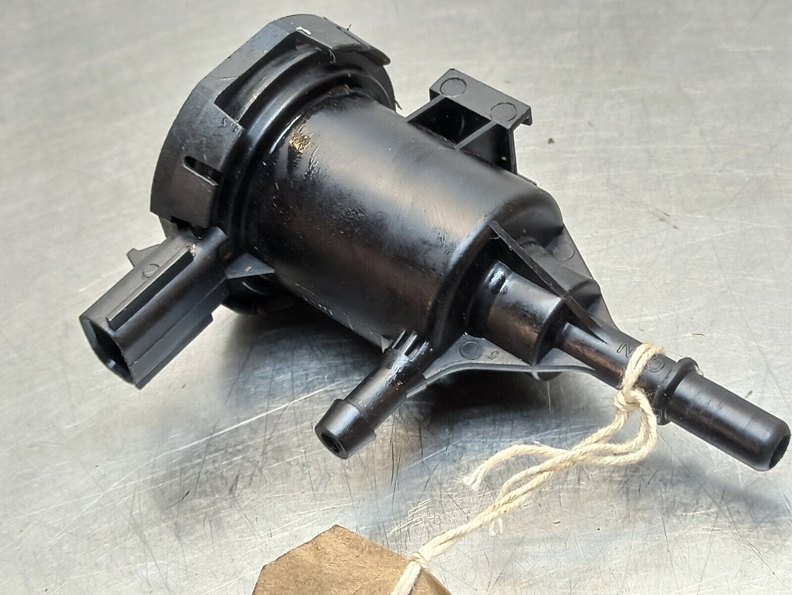 Mercedes Benz W205 C350 14-19 2.0 Hybrid Petrol Fuel Purge Valve ...