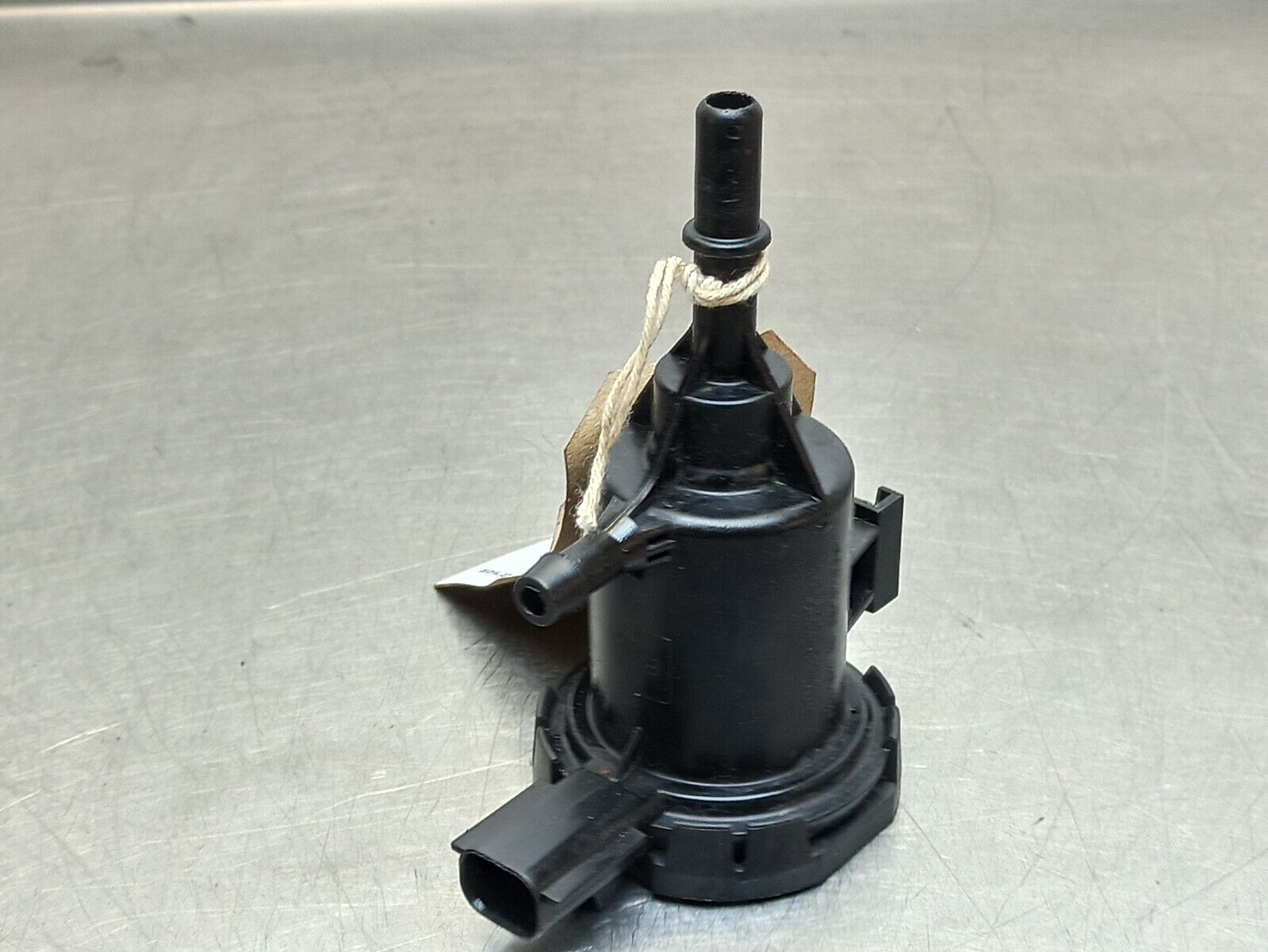 Mercedes Benz W205 C350 14-19 2.0 Hybrid Petrol Fuel Purge Valve ...