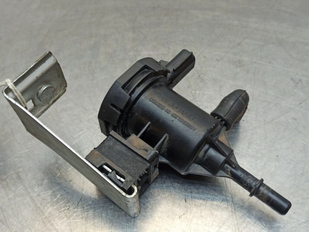 Mercedes Benz A Class A180 W176 2013-2018 Fuel System Solenoid Valve ...