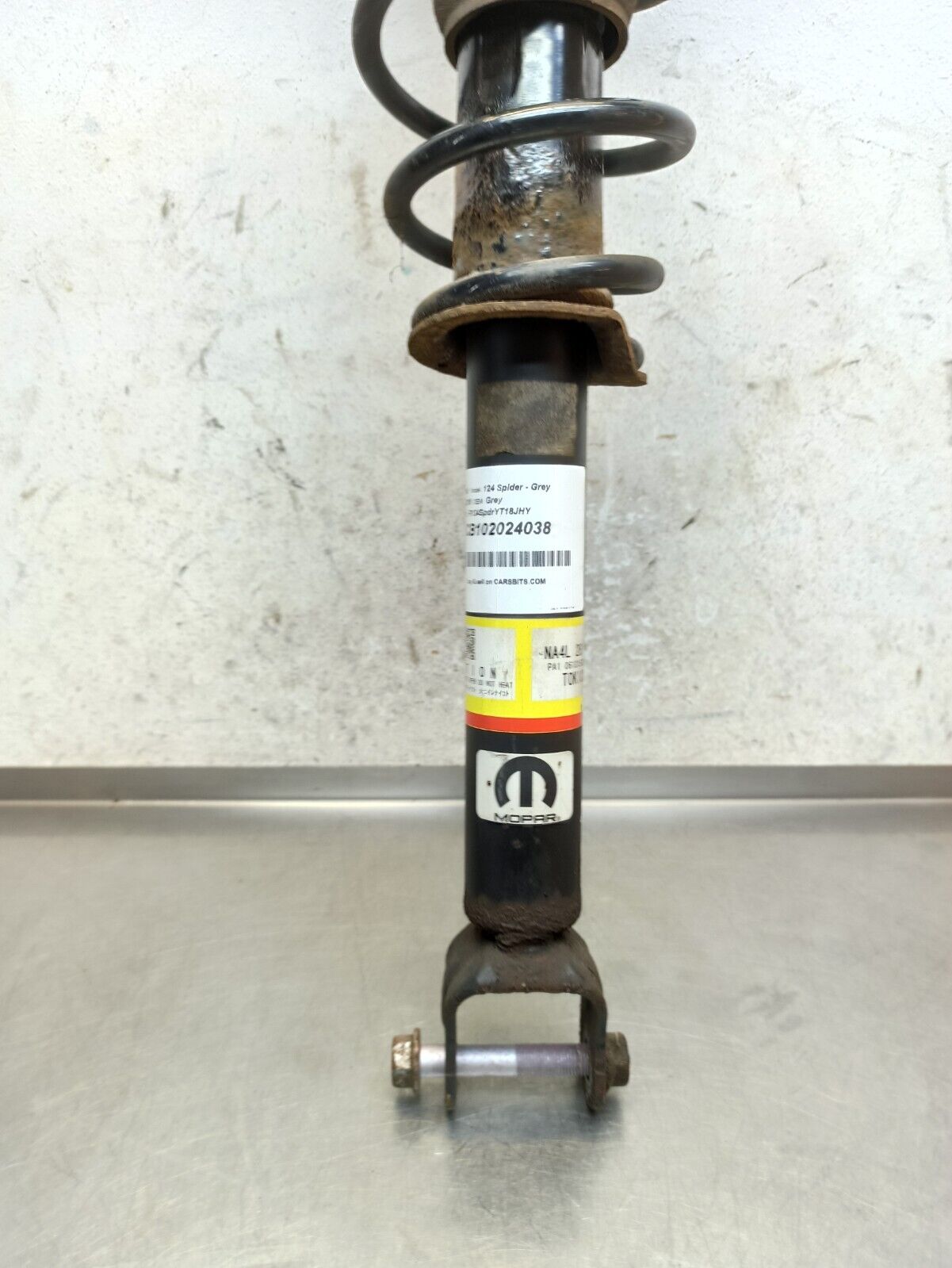 Fiat 124 Spider 2017-2024 1.4 Petrol Rear Shock Absorber Leg O/S/R ...