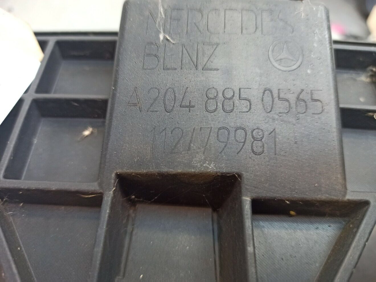 Mercedes Benz W204 C220 2007-2014 Rear Bumper Center Bracket A2048850565