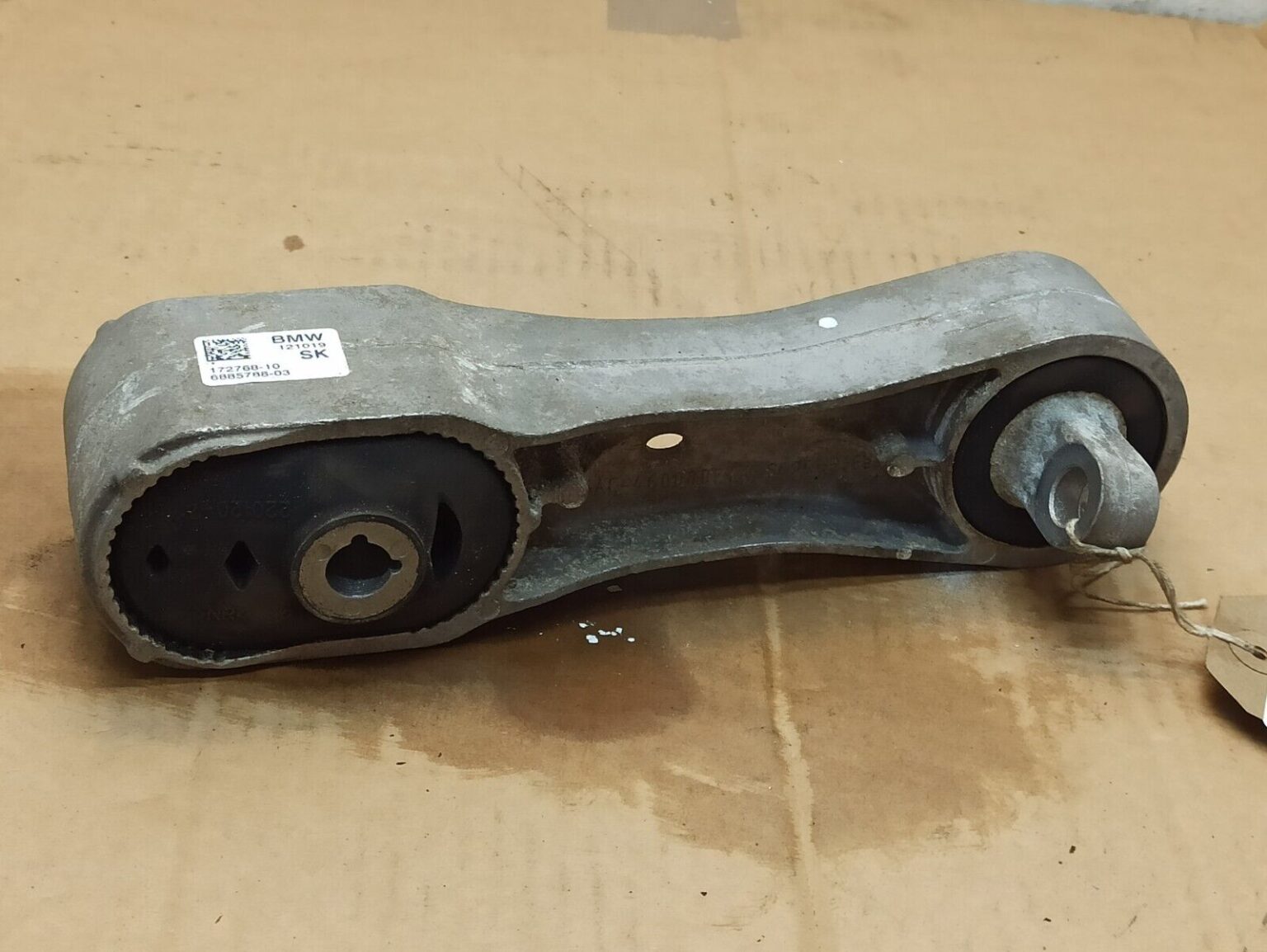 Mini Countryman F60 Hybrid 2018-2021 Lower Engine Mount 6885788