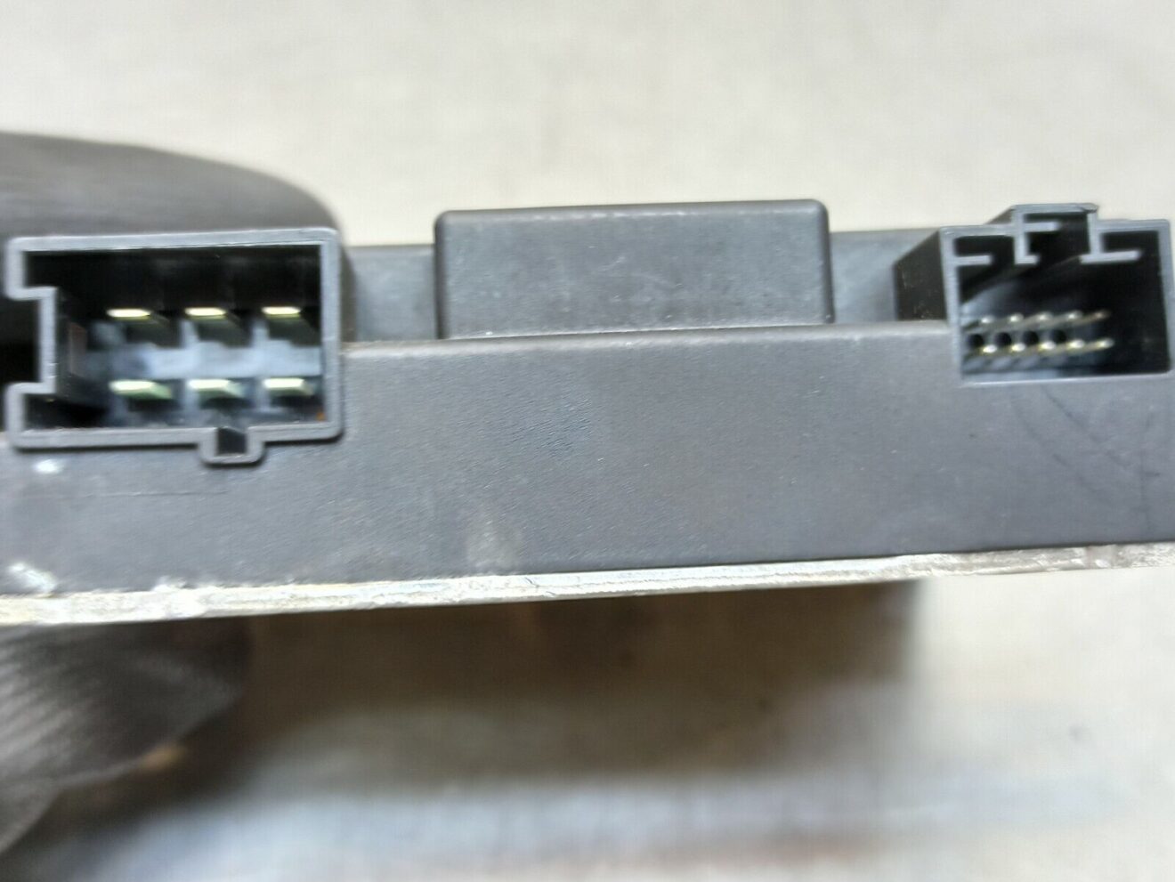 MERCEDES-BENZ 2014-2020 C200 W205 Fuel Pump Control Module Unit A0009002414