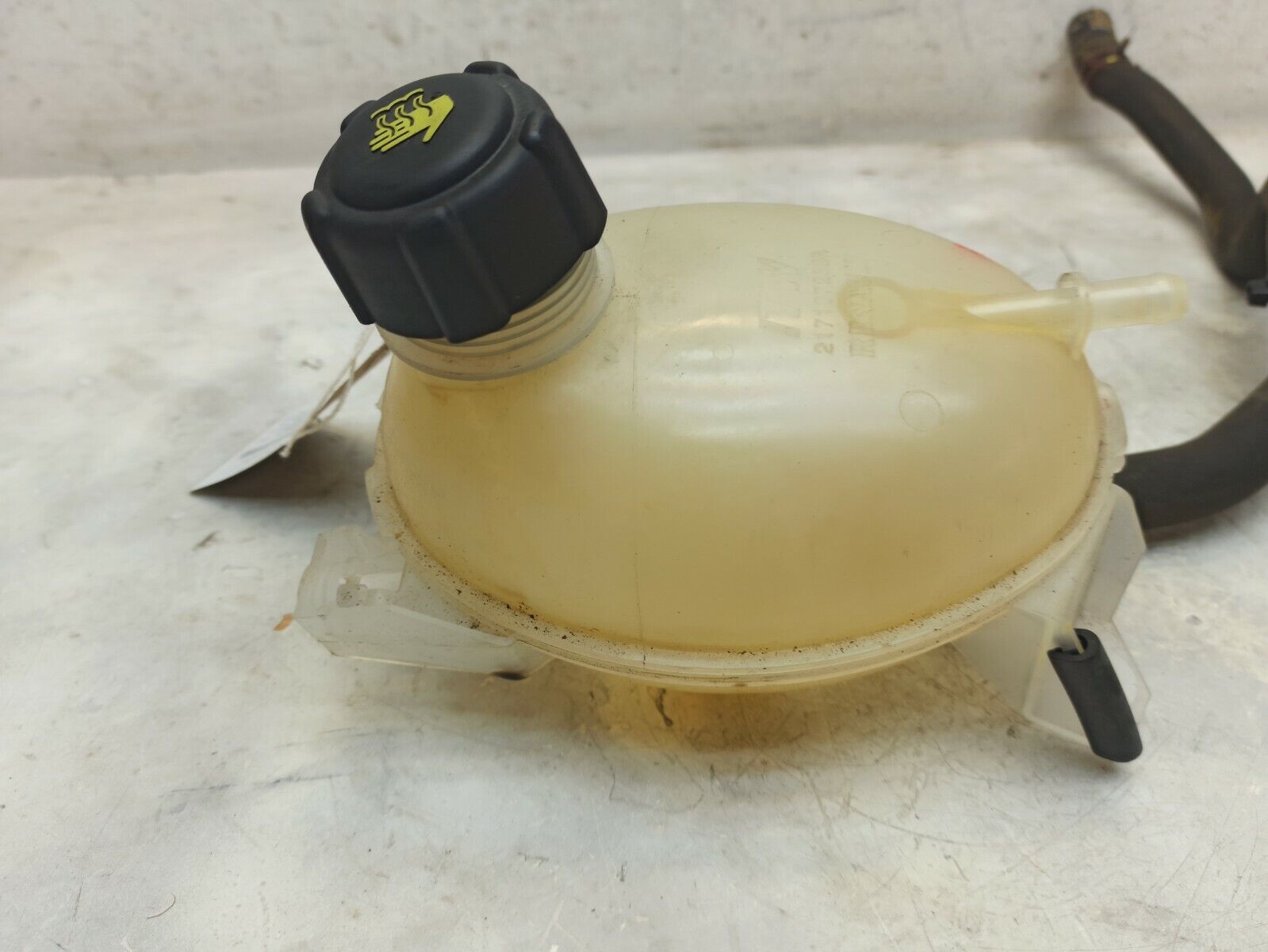 Renault Capture 2016-2021 1.0 Petrol Coolant Tank 217107259R - Image 3