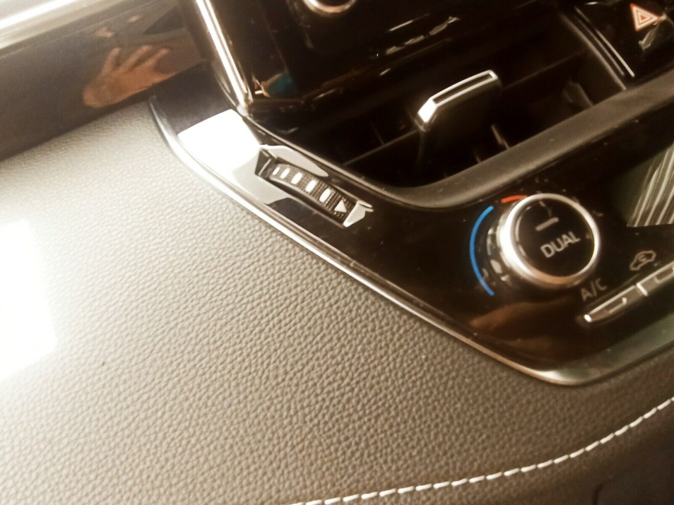 Toyota Corolla 2018-2025 Climate Control Unit