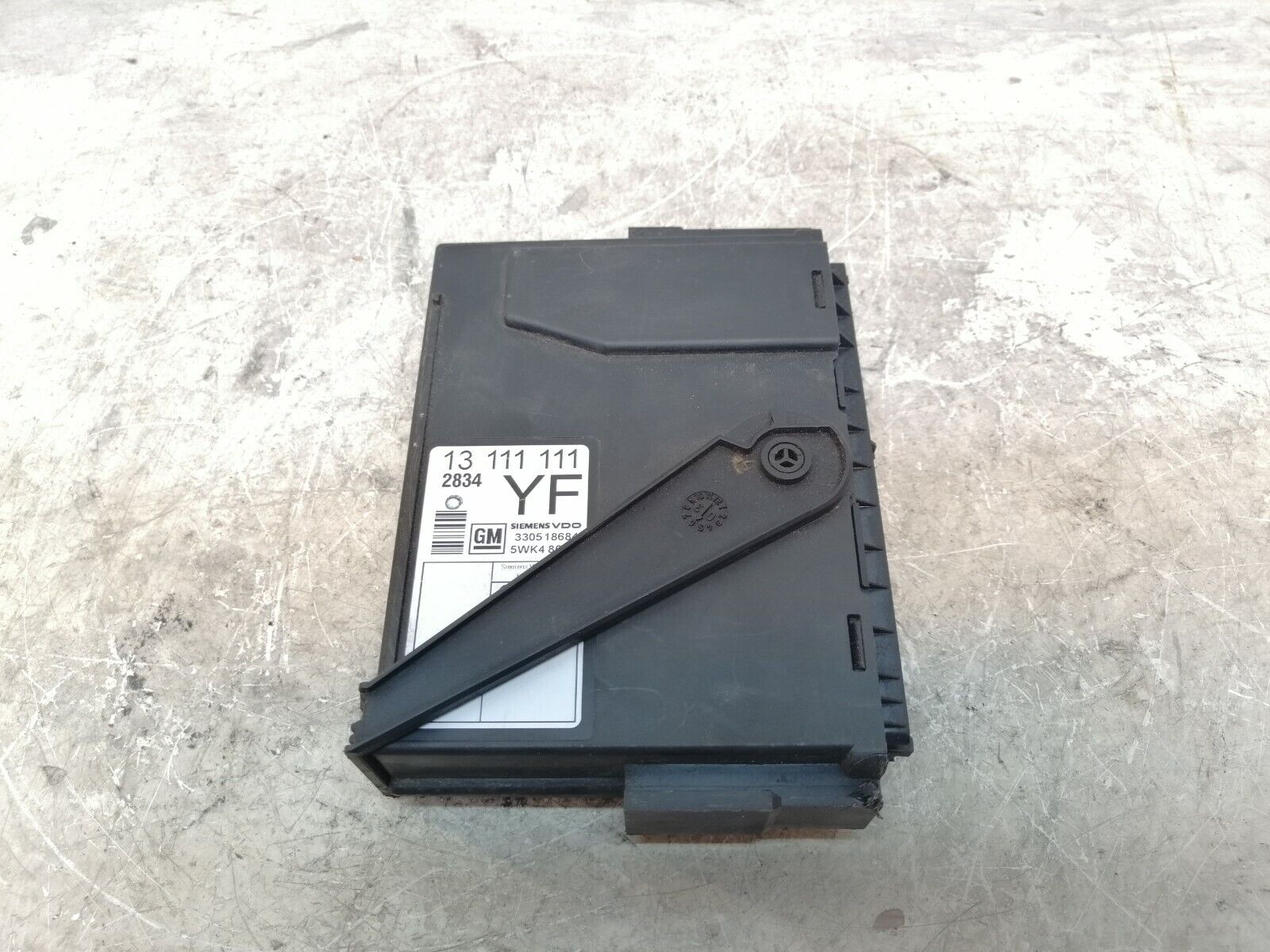2005 Vauxhall Corsa Body Control Module 330518684