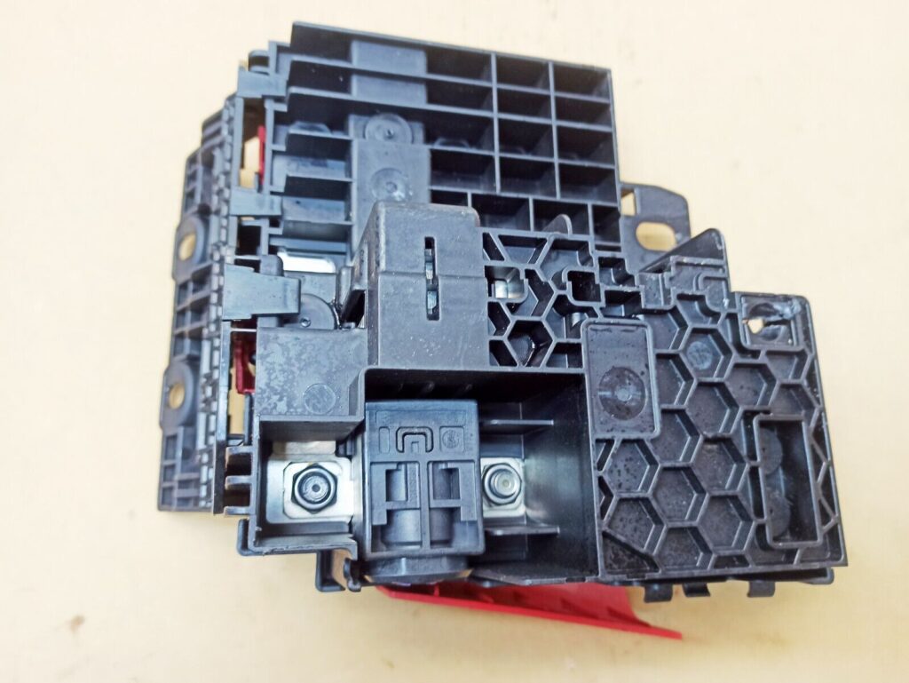 BMW G30 530E 2017–2023 Pyro Fuse Power Distribution Box 6802945 2.0 ...
