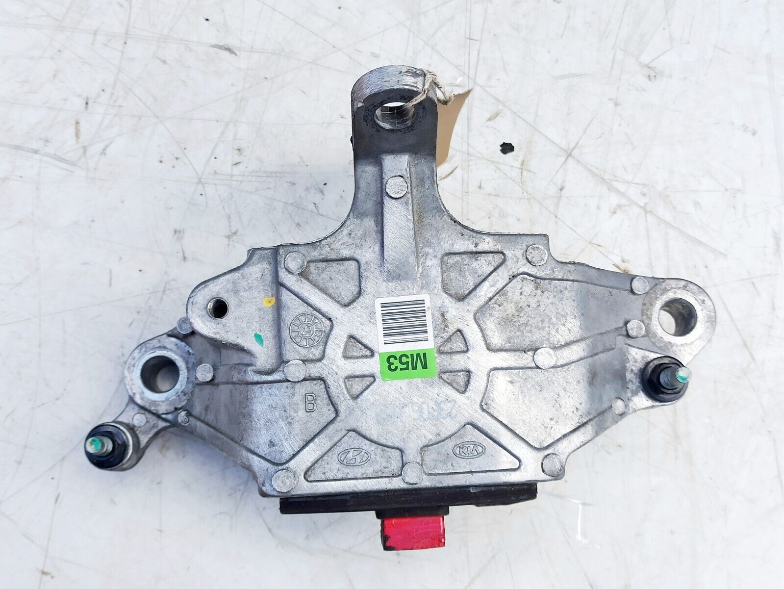 Hyundai Tucson N Line MK4 2021-2024 Engine Mount Bracket 21824-N9500 1. ...