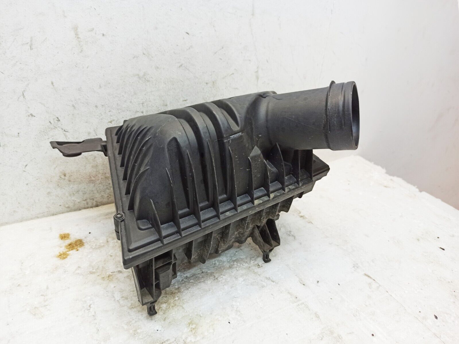 Mini Cooper F56 2019-2023 Air Filter Box 7619267