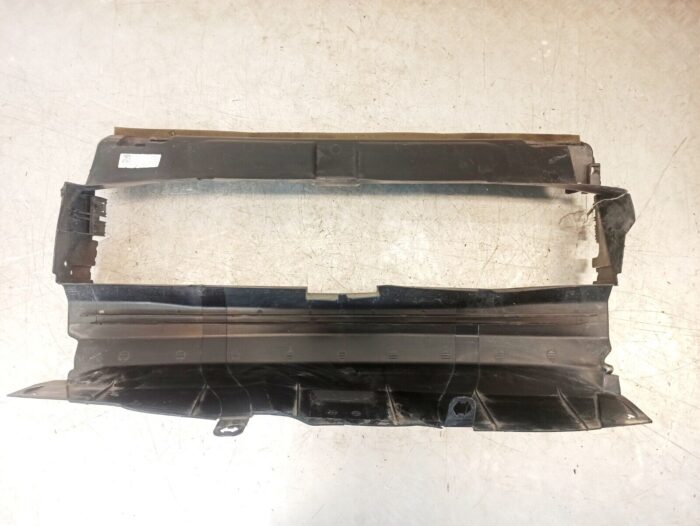 PORSCHE MACAN S 2021-2023 Top Front Radiator Aid Duct 95B121707G