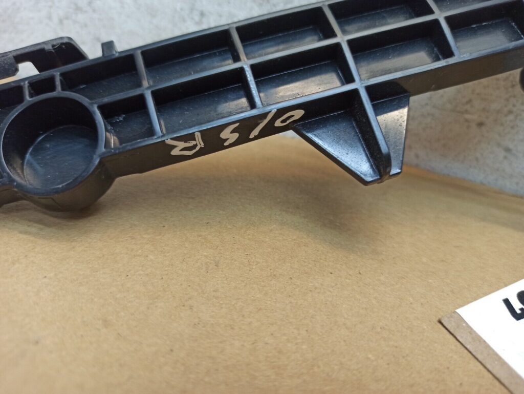 Toyota Rav4 Hybrid MK5 2019-2024 Rear Bumper Bracket Right Side Rear ...